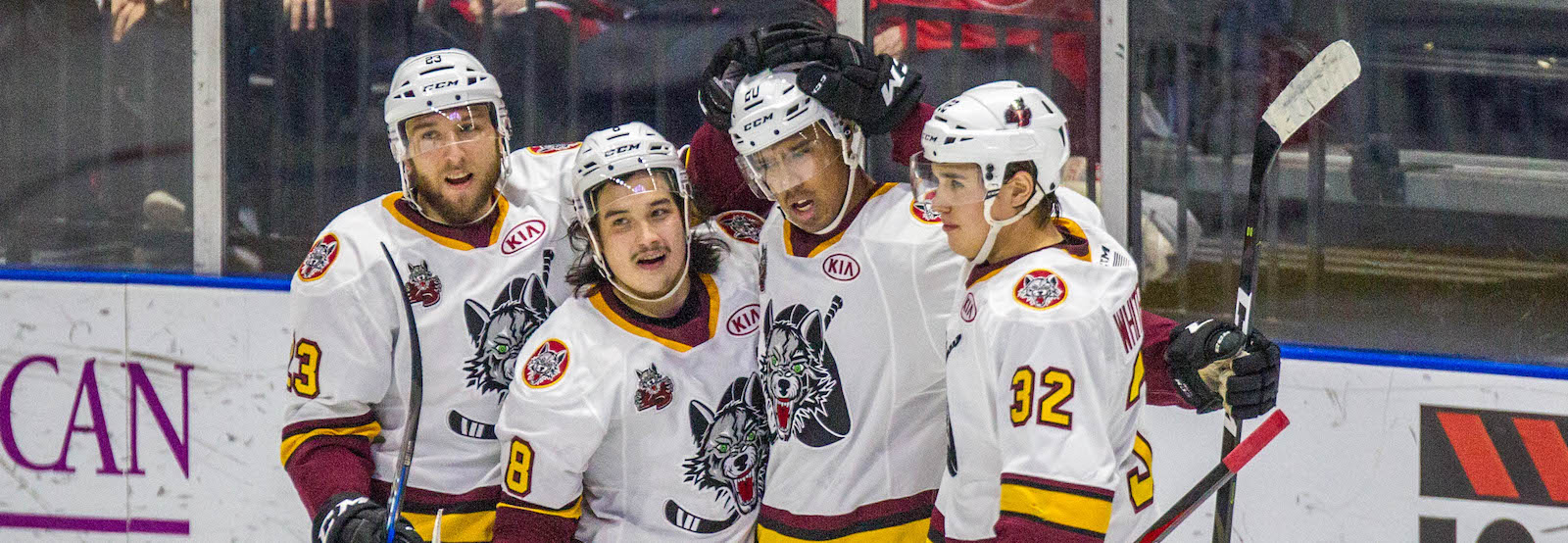 Wolves knock off Rockford, remain in first