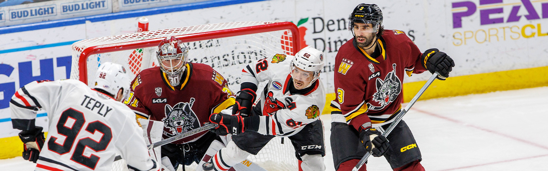 RED-HOT WOLVES DOWN ICEHOGS 4-1 - Chicago Wolves