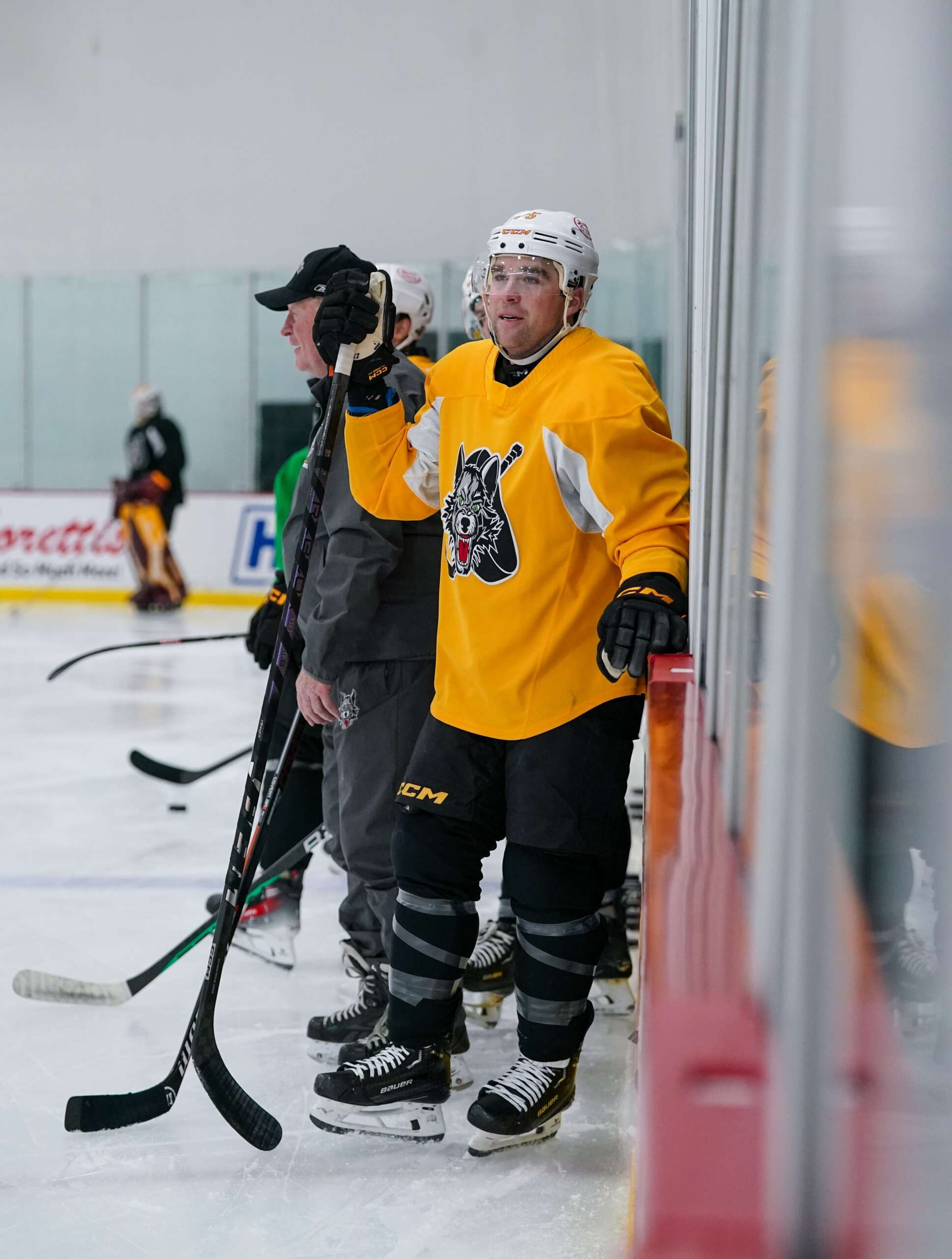 CAPTAIN COMEBACK - Chicago Wolves