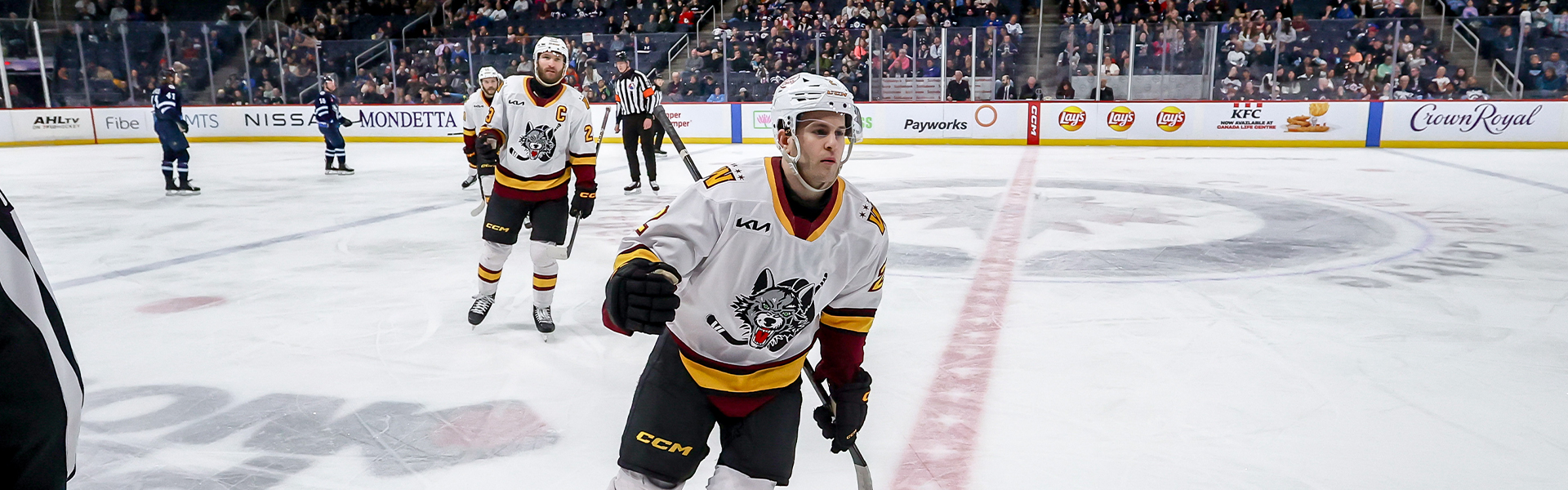 WOLVES SWEEP PAST MOOSE 3-2 - Chicago Wolves