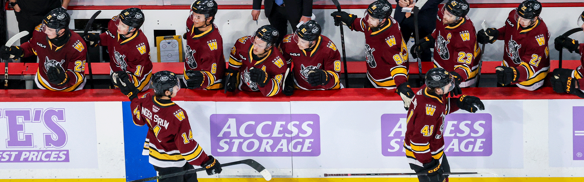 WOLVES DROP 3-2 DECISION TO MOOSE - Chicago Wolves