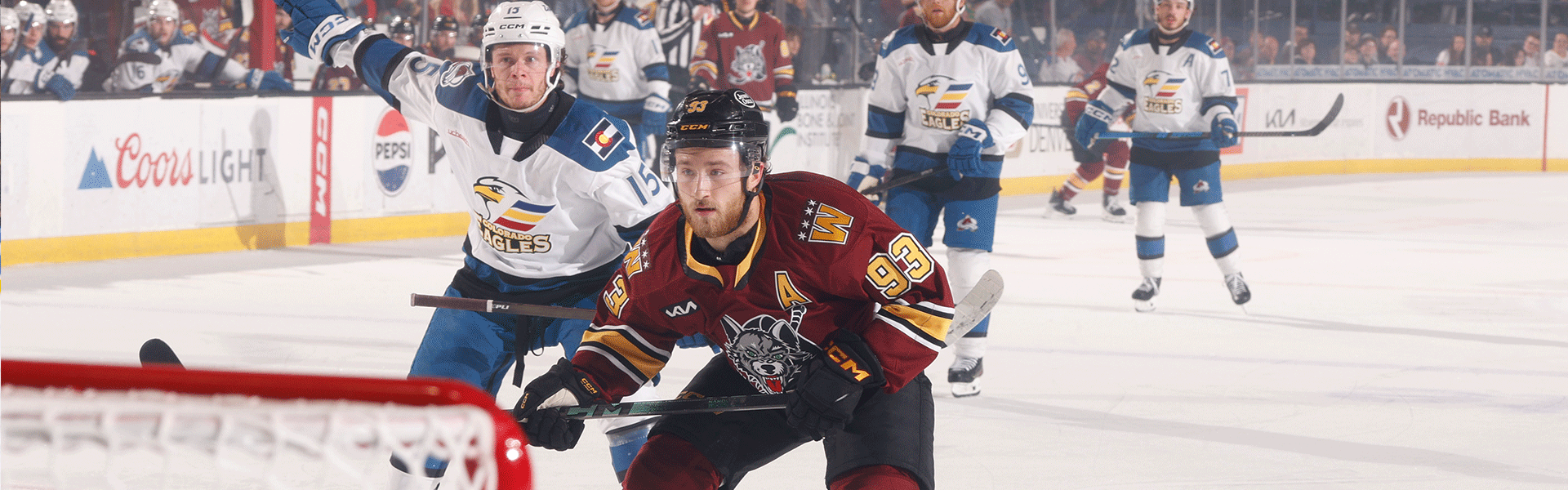WOLVES DROP 3-2 DECISION TO EAGLES IN GAME 3 - Chicago Wolves