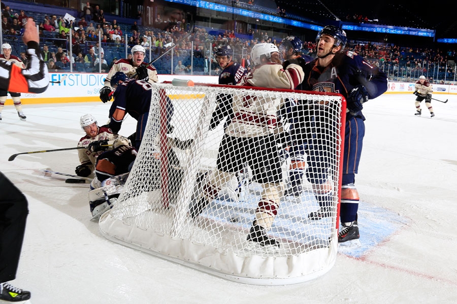 Rattie sparks rally and Wolves shootout win - Chicago Wolves